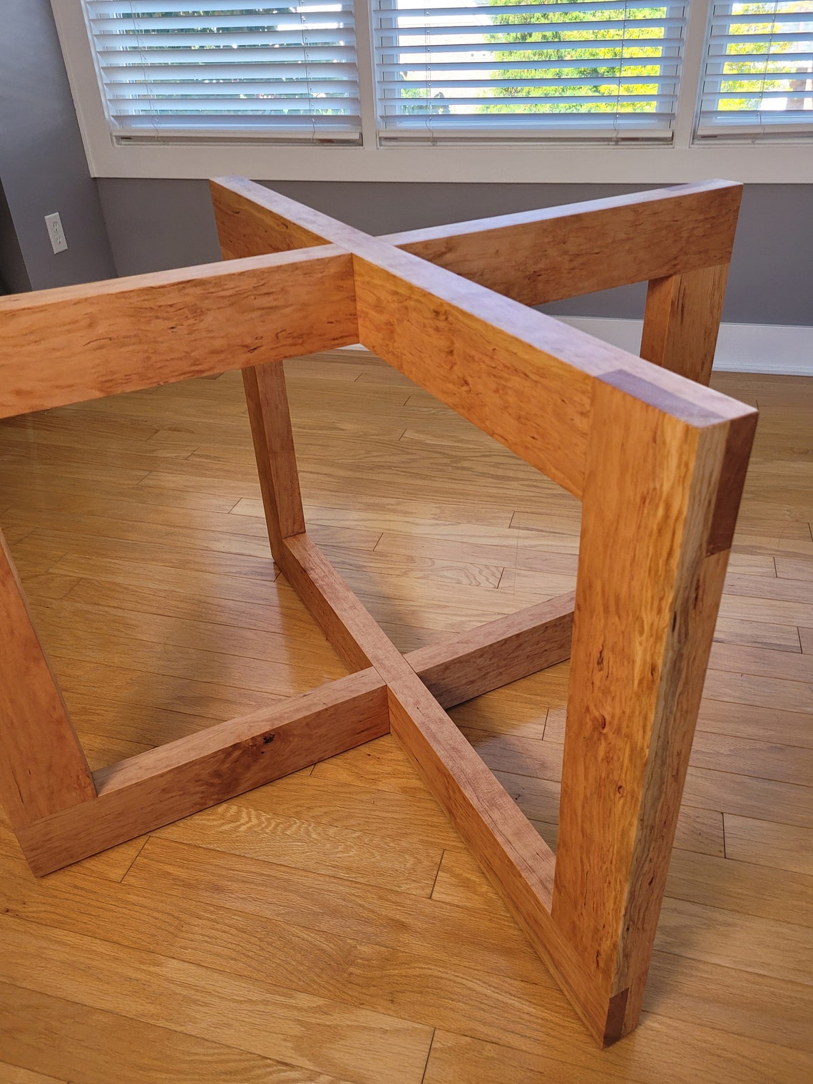 Custom Round Table Base cherry - Etsy