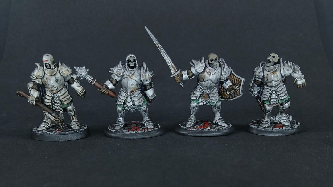 Reaper Miniatures Shadows of Sullenhall Barrow Warden Skeletons (4 ...