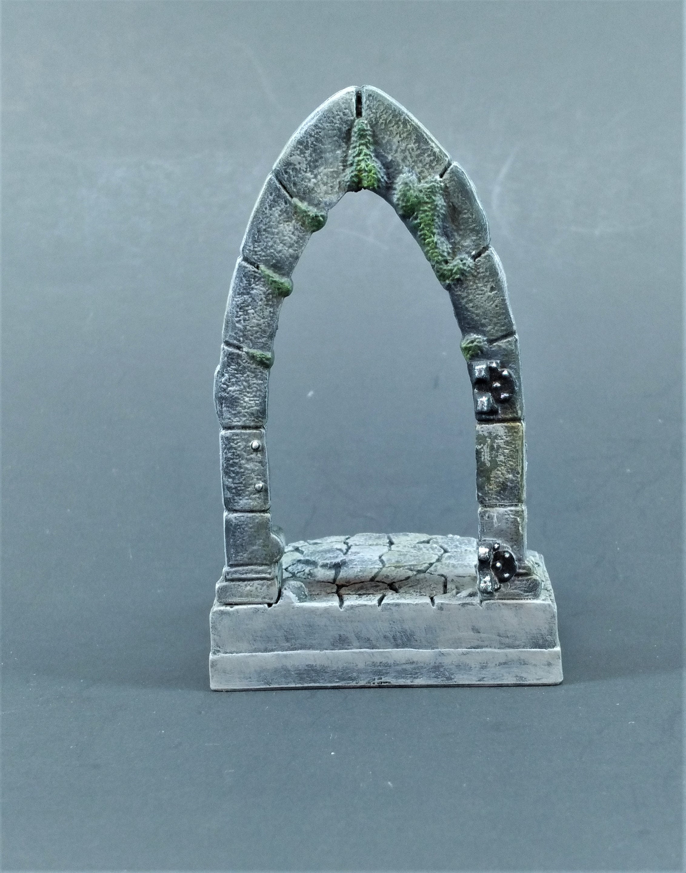 Reaper Bones Miniatures Graveyard Entryway Gate Archway - Etsy