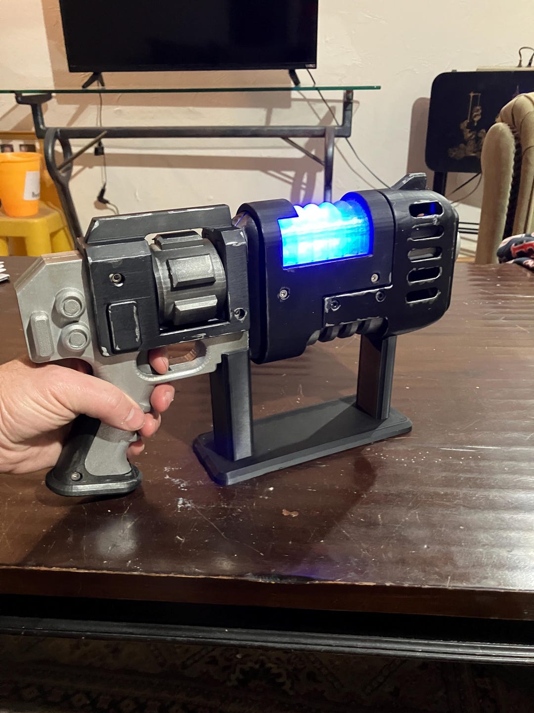 Prop Plasma Pistol 3D Print Cosplay or Display! LED Lights Rechargeable ...