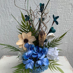 Beach Floral Arrangement for Tabletop, Seaside Floral, Coastal ...