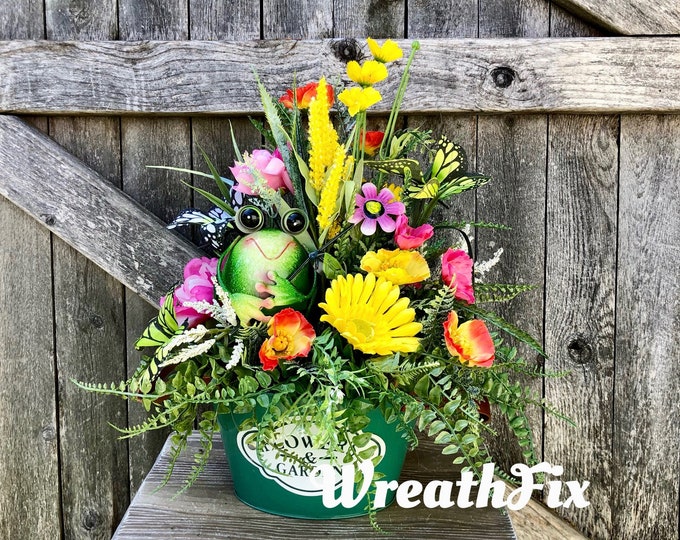 Frog Arrangement Spring Summer Centerpiece Gift Spring - Etsy