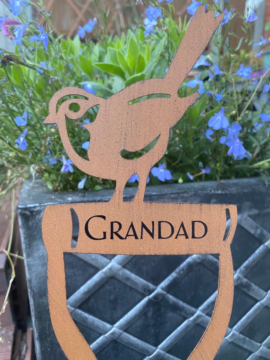 Personalised Garden Robin on Spade Handle, Mothers Day Gift Idea, Mum ...