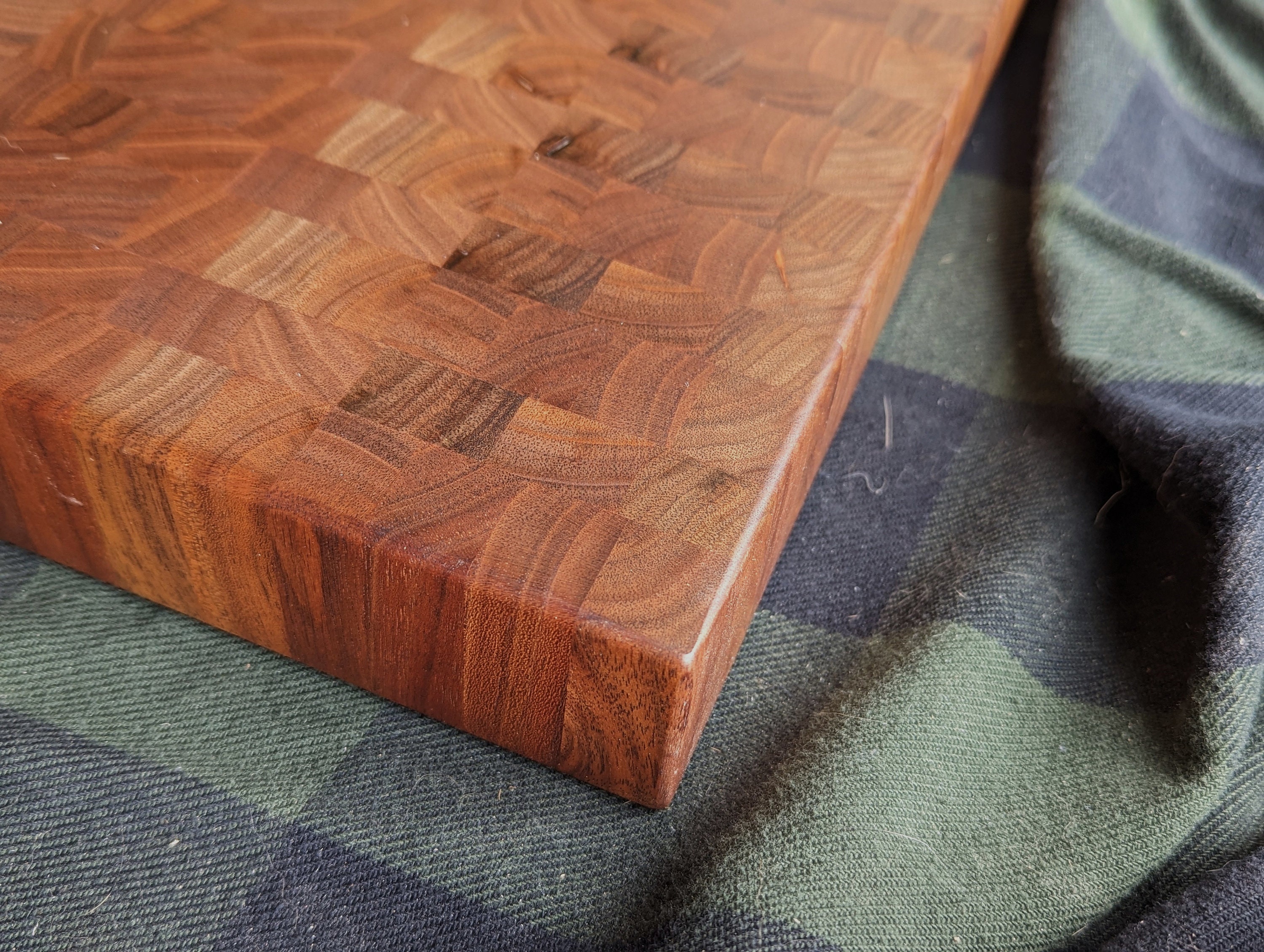 End Grain Cutting Board - Etsy