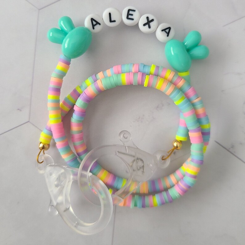 SPRING BUNNY CHAIN With a Mix of Tiny Colored Disc Beads and Your ...