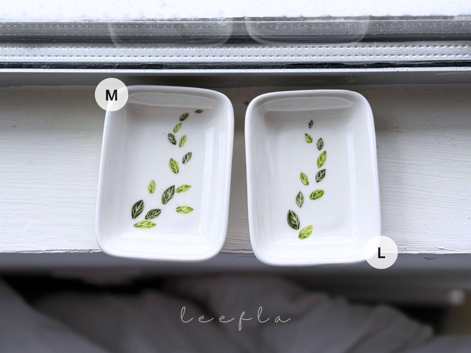 Clover, Ivy, Green Shamrock Leaves Rounded Rectangle Mini Plate ...