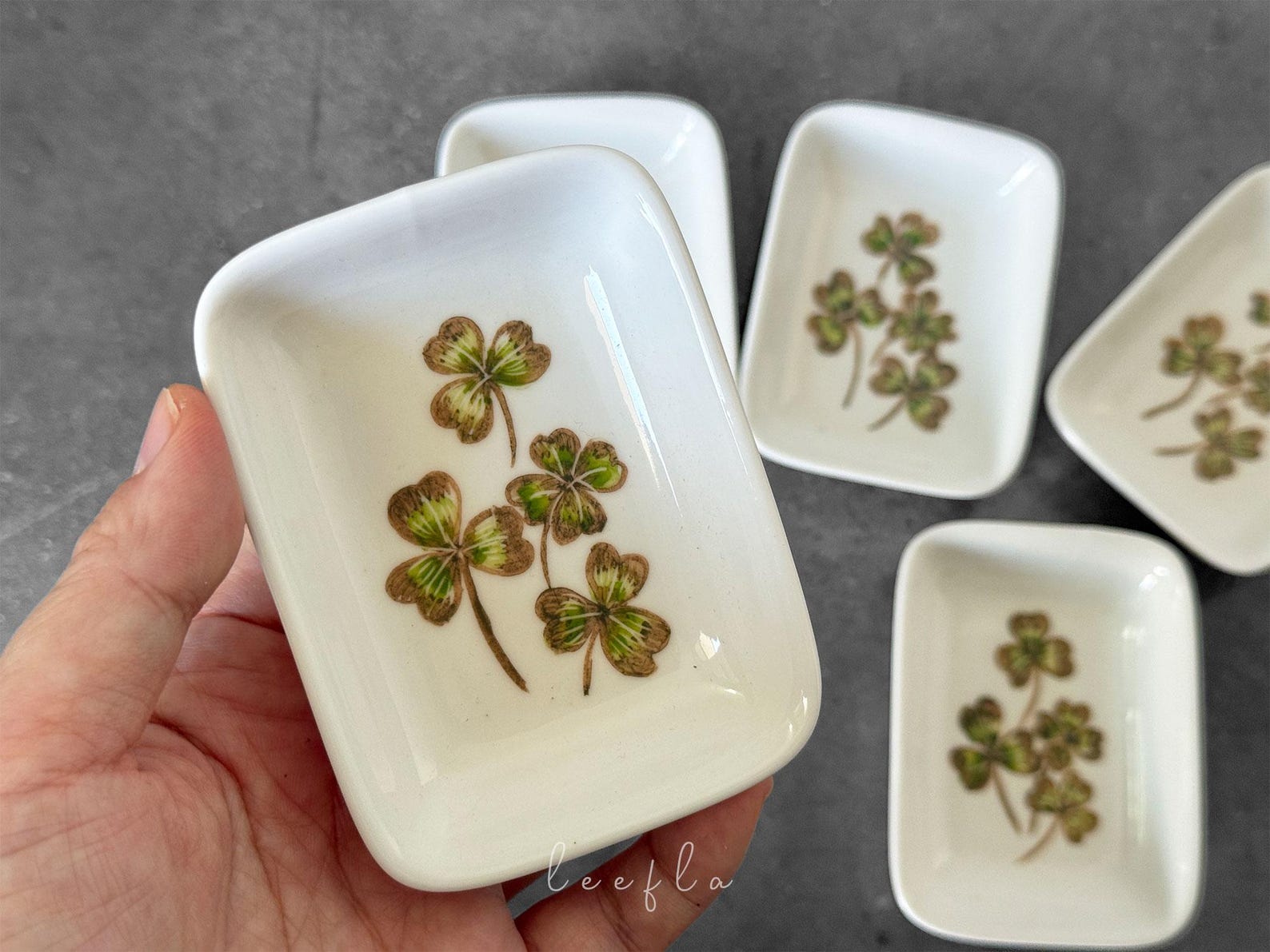 Clover, Ivy, Green Shamrock Leaves Rounded Rectangle Mini Plate ...