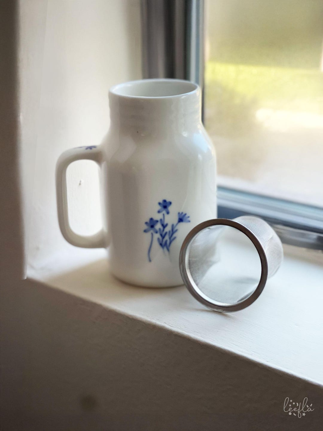 Blue Flowers Ceramic Tea Mug With Handle and Strainer, Flower Vase ...