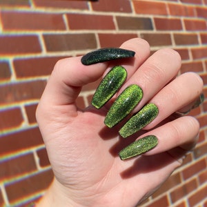 COVEN Green Color Shifting Cat Eye Press on Nails Witchy Nails Green ...