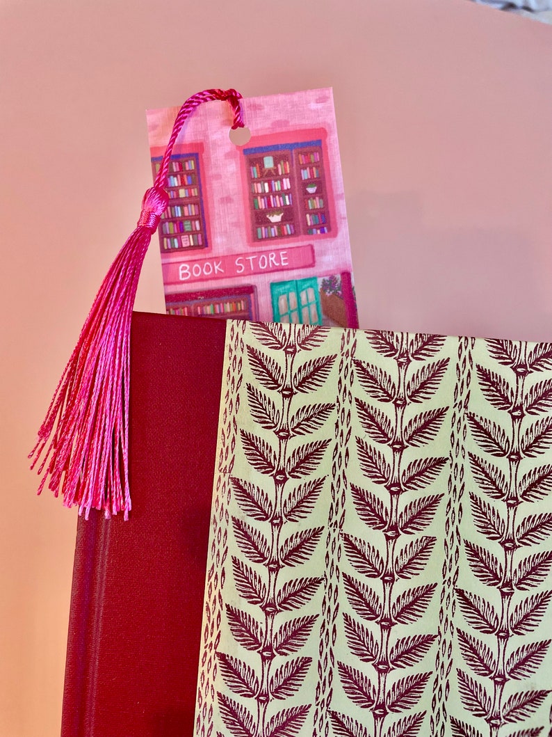 Custom Bookshop Bookmark: Illustrated Book Lover Gift - Etsy