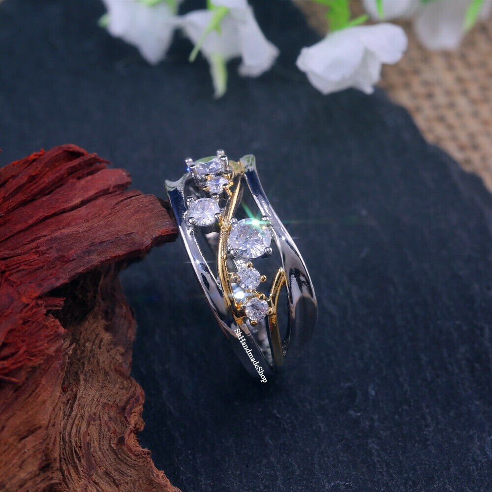 Two-tone Highway Interlocking Wedding Ring Round Cut Lab - Etsy