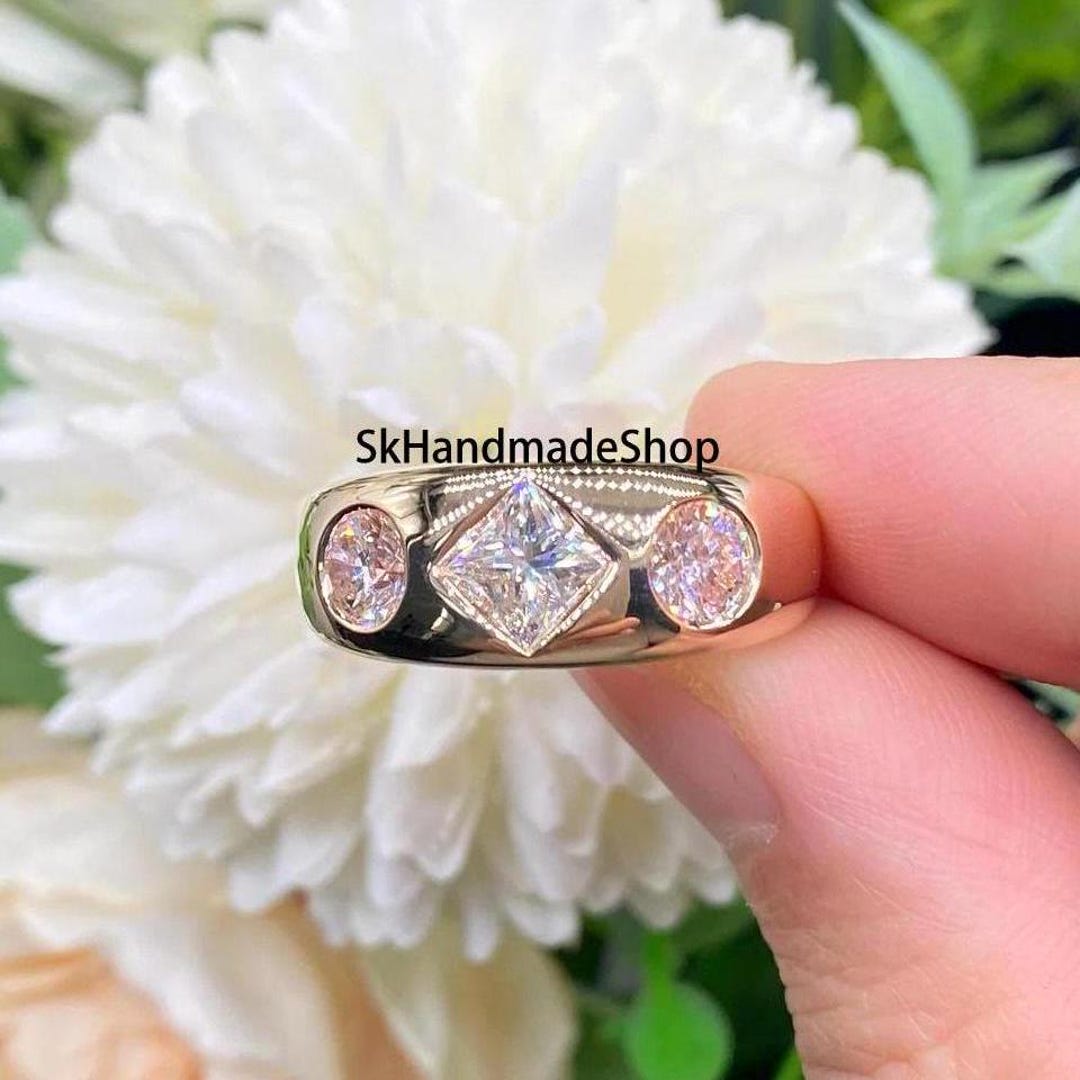 Flush Setting Ring, Three Stone Women's Ring, 2.95 TCW Princess and ...