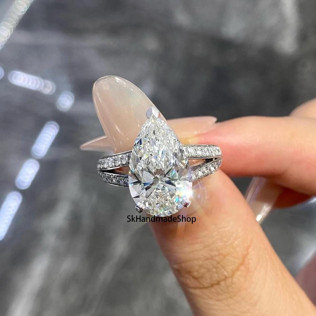 Split Shank in 14k White Gold Women's Ring, 15x9 MM Pear Cut Moissanite ...