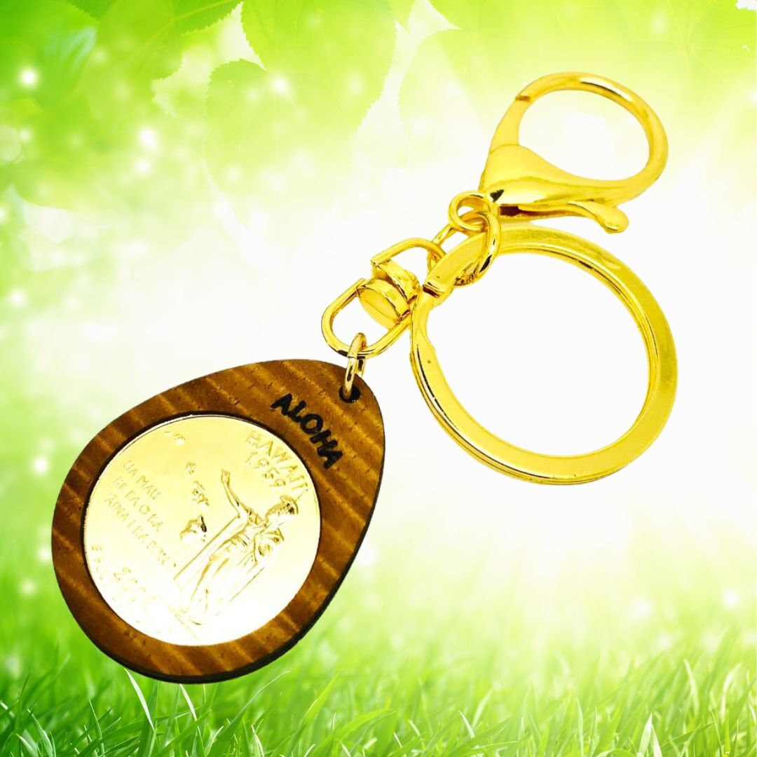 Personalized Koa Wood Keychain / Hawaiian 24k Gold Filed Coin - Etsy