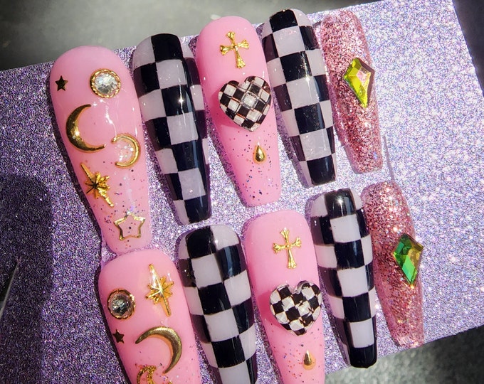 Pink Moon and Star Check Pattern Cute Press on Nails - Etsy