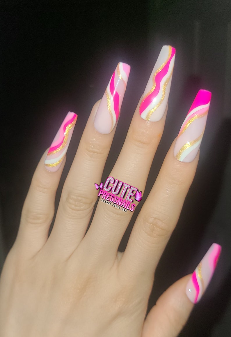 PINK Swirlㅣmodern Pink Line Press on Nails | Etsy