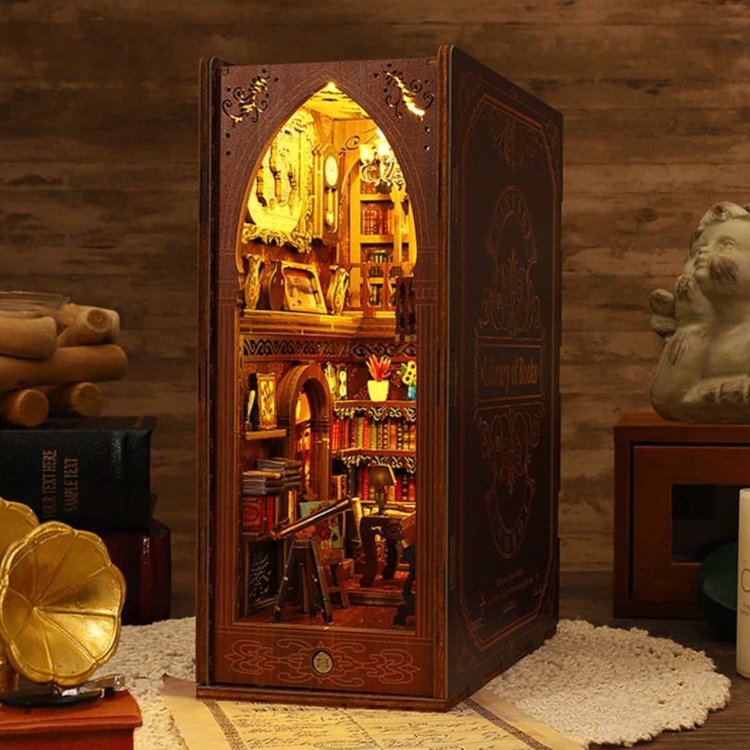 My Secret Library Book Nook - Book Shelf Insert - Bookcase With Light ...