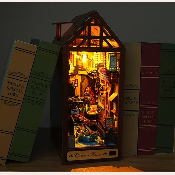 Book Nook Shelf Insert - Etsy