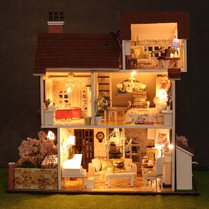 Large Villa Romantic Town Miniature Doll House Kit || 1:24 With Light ...