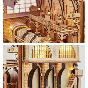 Alley Book Nook Platform 9(3/4) London Train V.2 - Book Shelf Insert ...