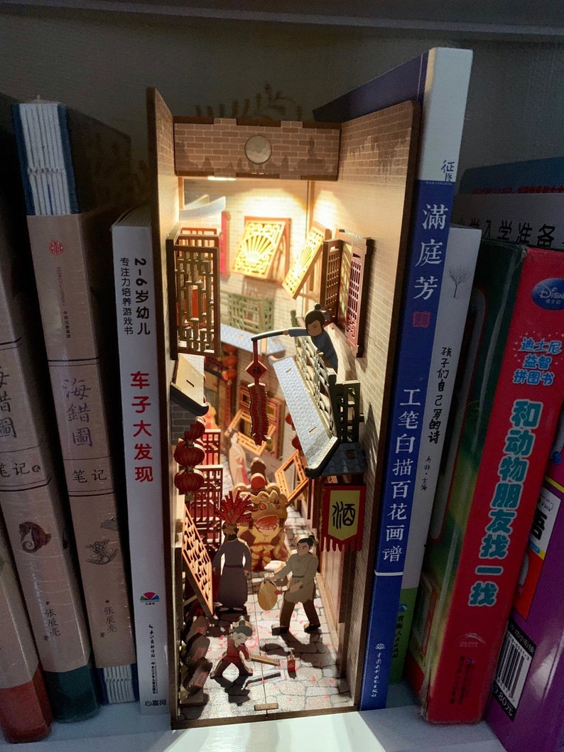 China Town Book Nook - Book Shelf Insert - Bookcase With Light Model ...