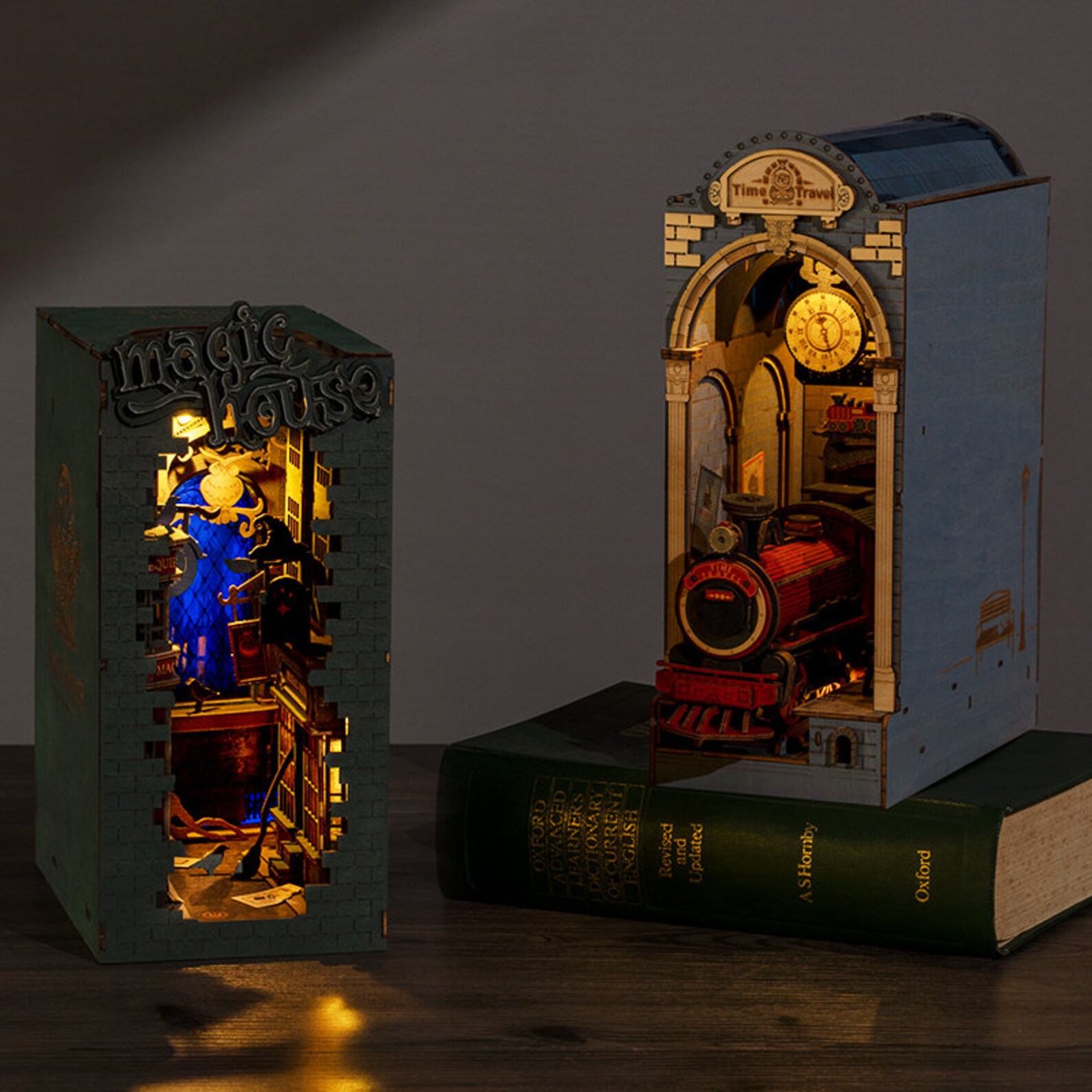 Time Travel Train Book Nook - Book Shelf Insert - Bookcase With Light ...