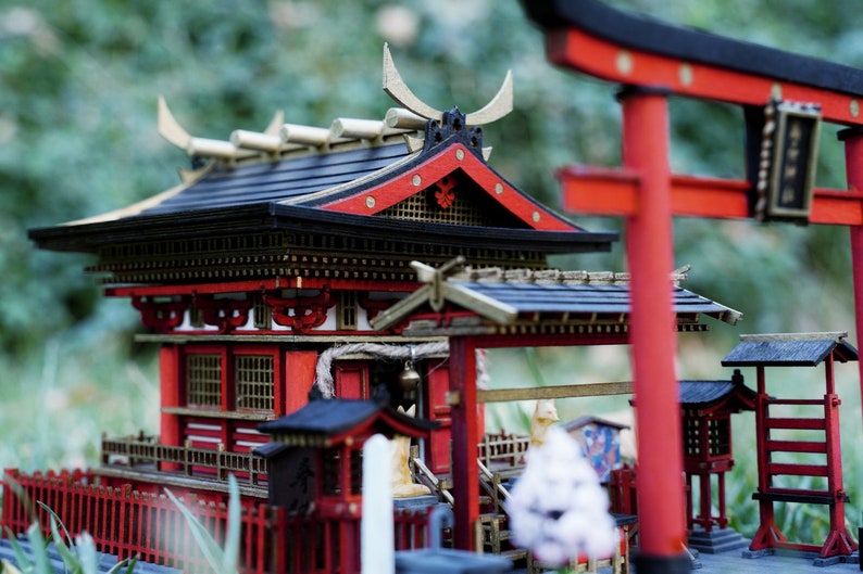 DIY Inari Shrine Kyoto Wooden Miniature Doll House Kit || Adult Craft ...