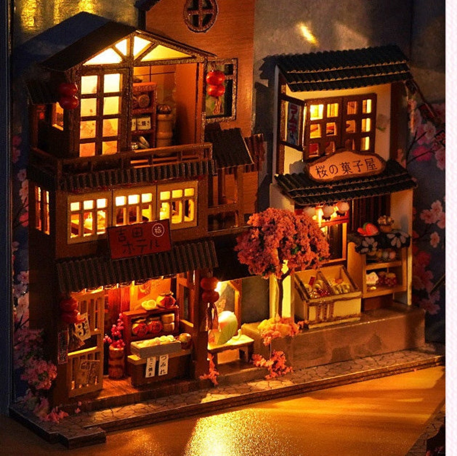Japan Ancient Town Book Nook - Book Shelf Insert - Bookcase With Light ...