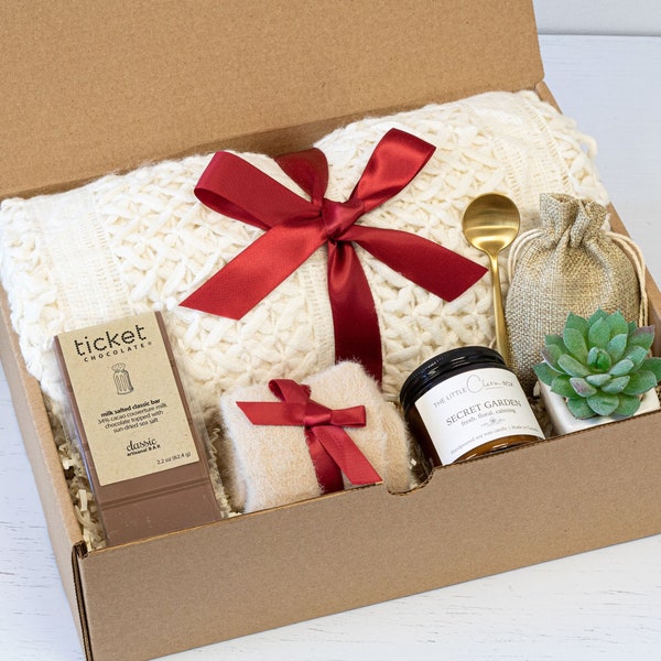 Gift Box for Women - 60+ Gift Ideas for 2024
