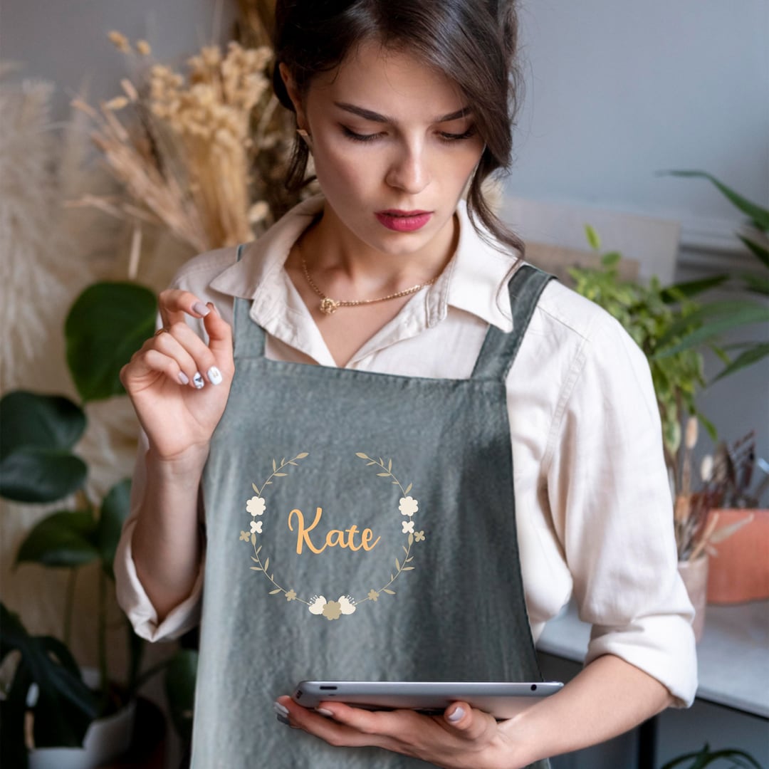 Customizable Embroidered Apron With Name, Hand Embroidered Apron ...