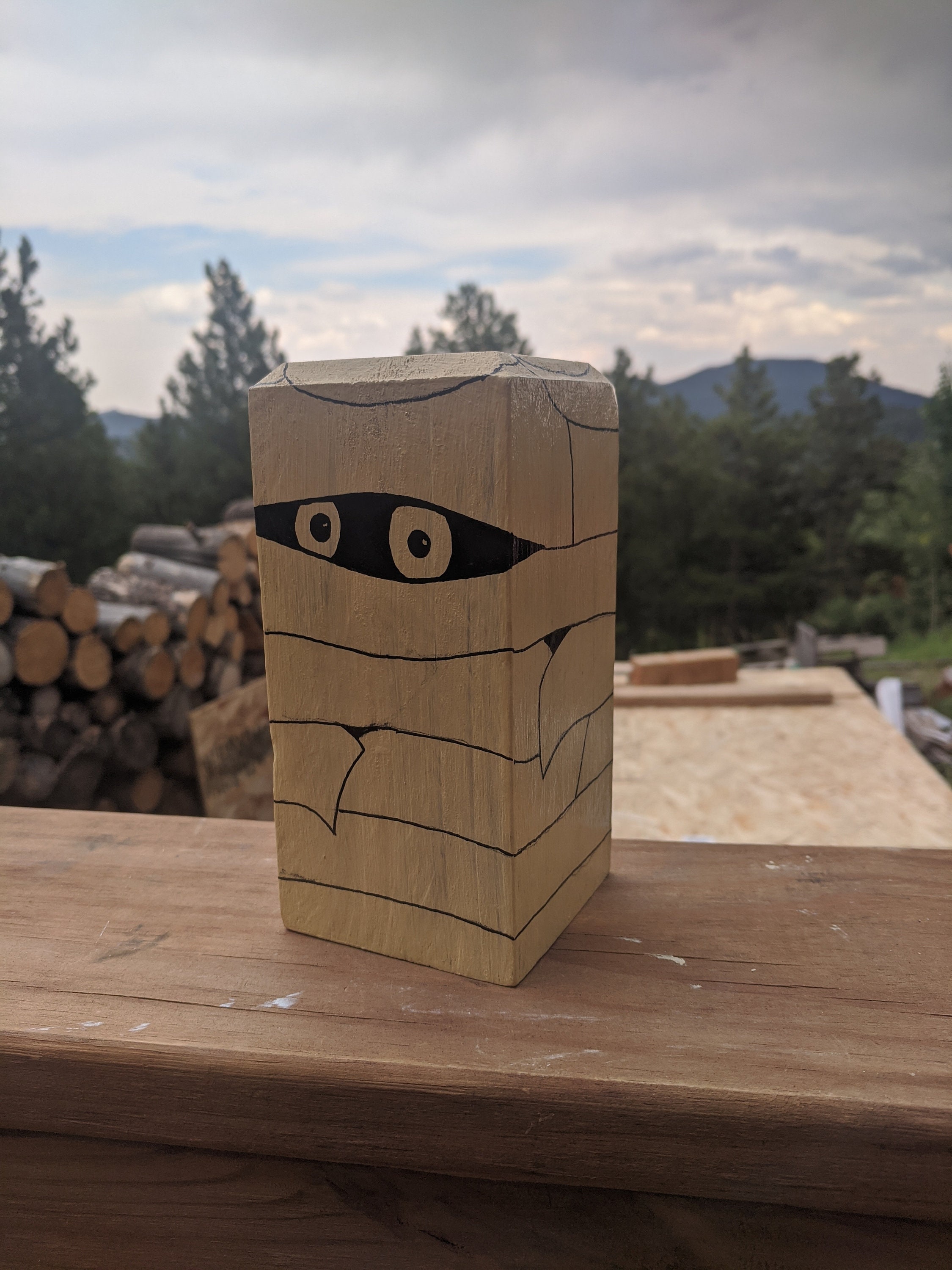 Custom Kubb Set for Outside Recreation Fun. Playable Anywhere There's a ...