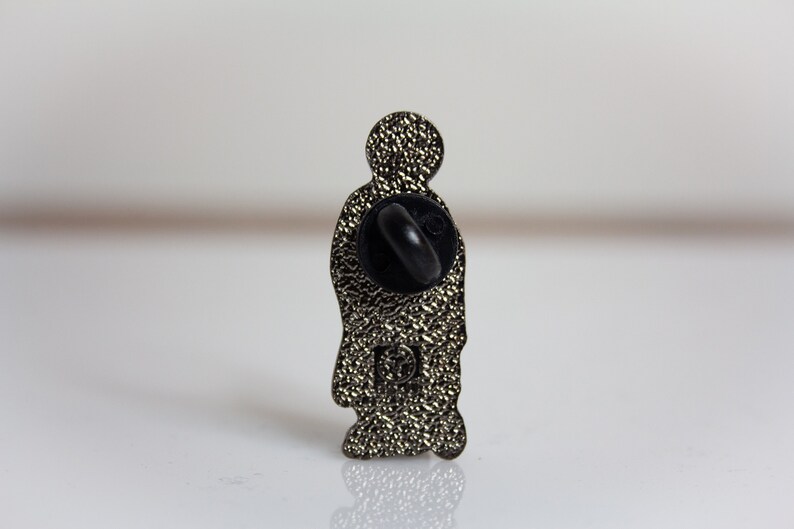 Virgin Mary Enamel Pin - Etsy