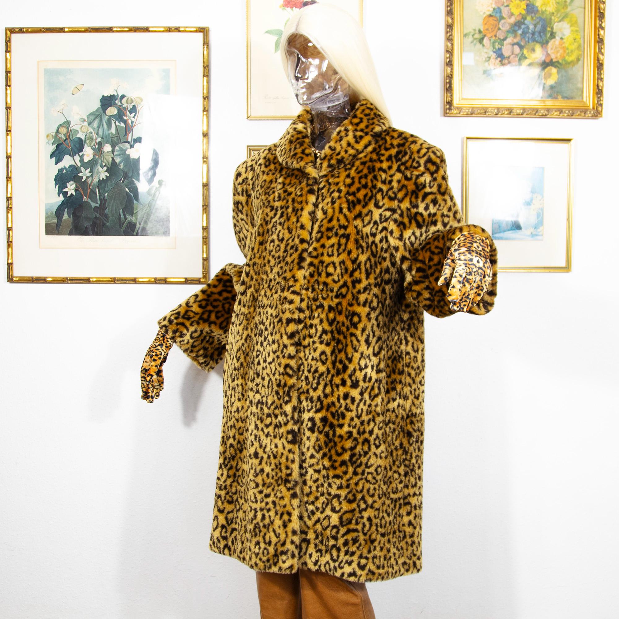 Vintage 1980s Leopard Print Faux Fur Coat Oversized Structured ...