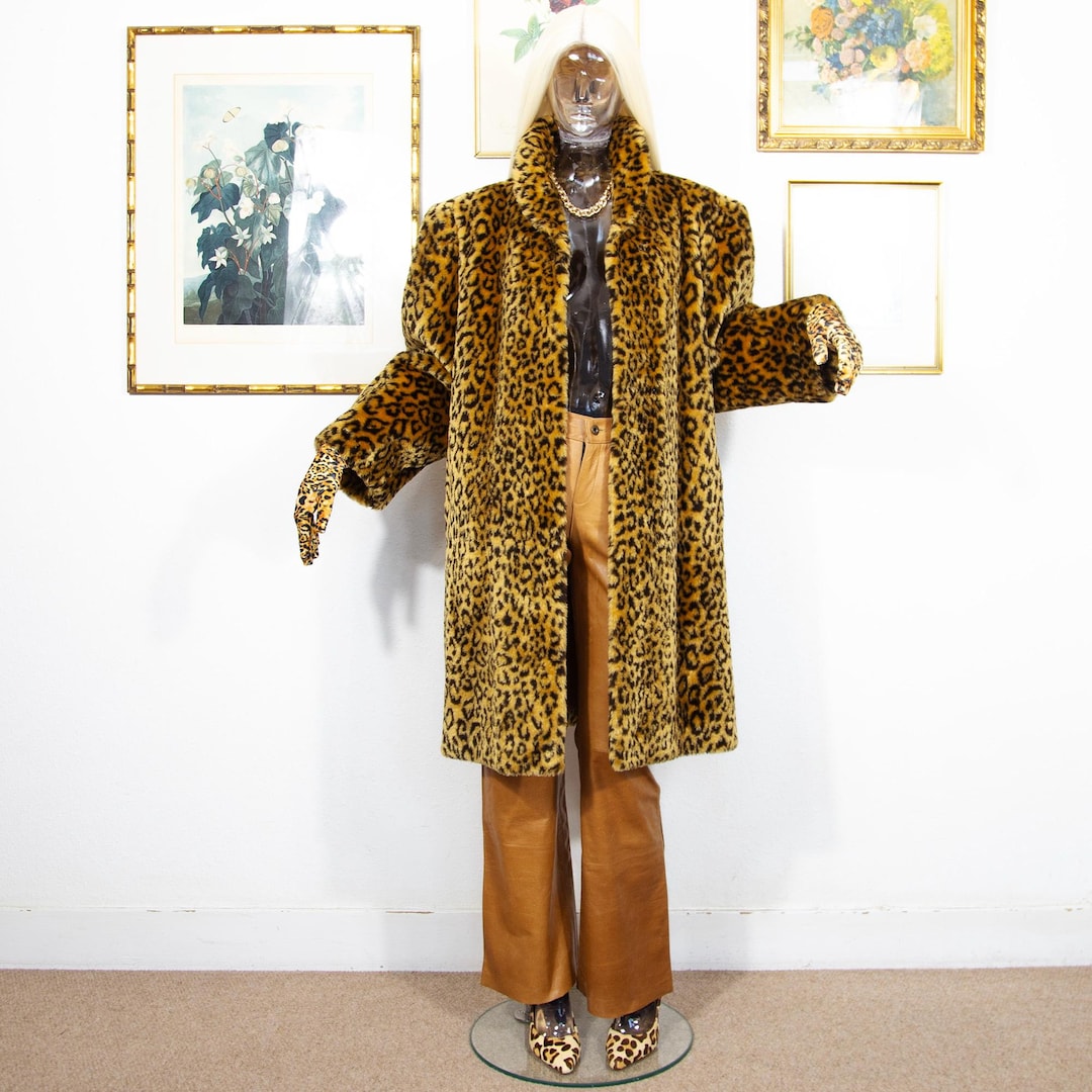 Vintage 1980s Leopard Print Faux Fur Coat Oversized Structured ...