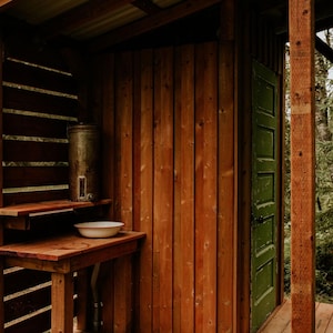 Jack Pine - 6’ X 8’ Off-grid Outhouse Building Guide - Etsy