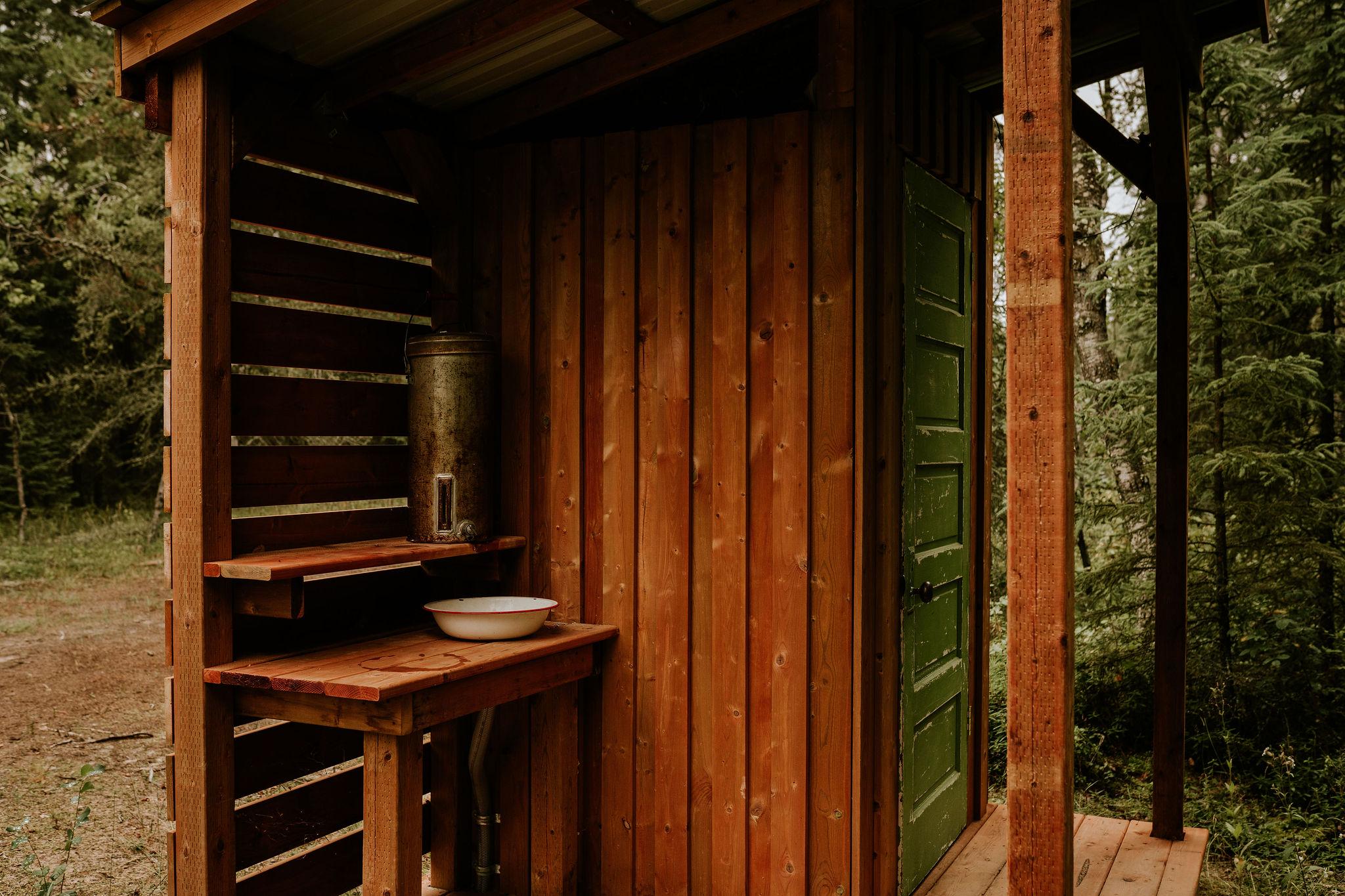 Jack Pine - 6’ X 8’ Off-grid Outhouse Building Guide - Etsy