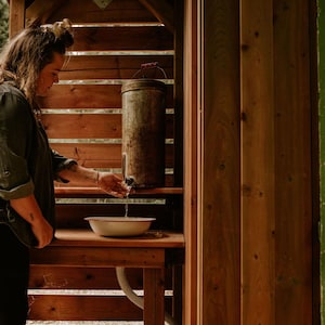 Jack Pine - 6’ X 8’ Off-grid Outhouse Building Guide - Etsy