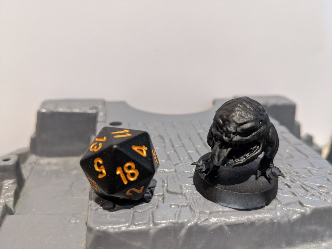 Cave Squig Miniature - Etsy