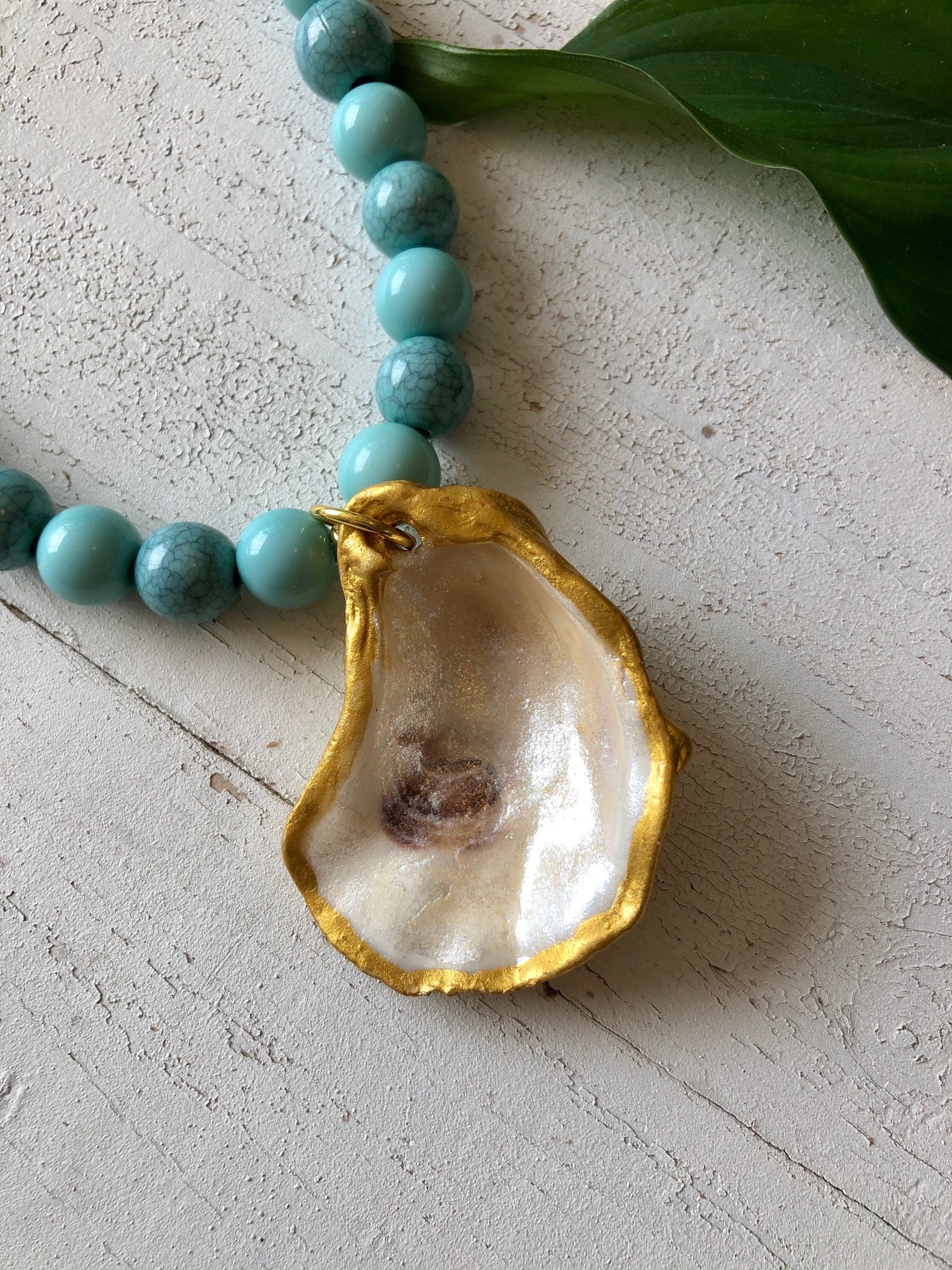 Blue Beaded Oyster Shell Necklace - Etsy.de