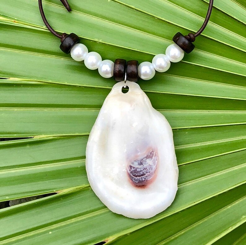 Leather and Pearl Oyster Necklace - Etsy