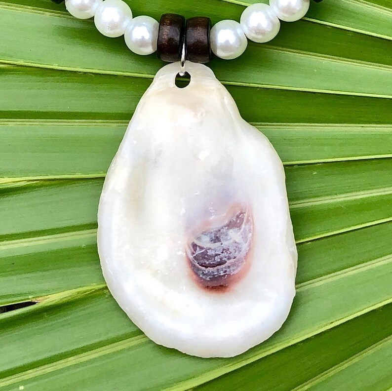 Leather and Pearl Oyster Necklace - Etsy