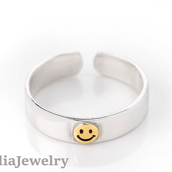 Smiley Face Ring - Etsy