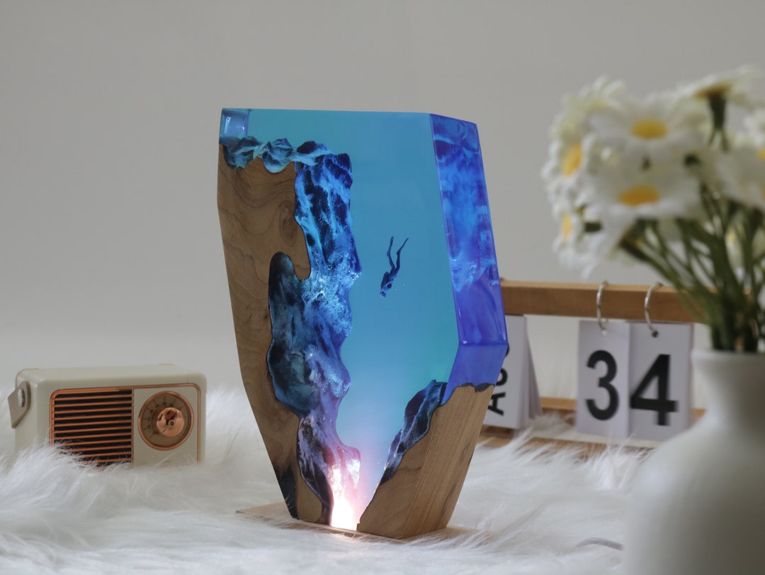 Scuba Diver's Night Light, Scuba Diving Resin Light, Personalised Epoxy ...