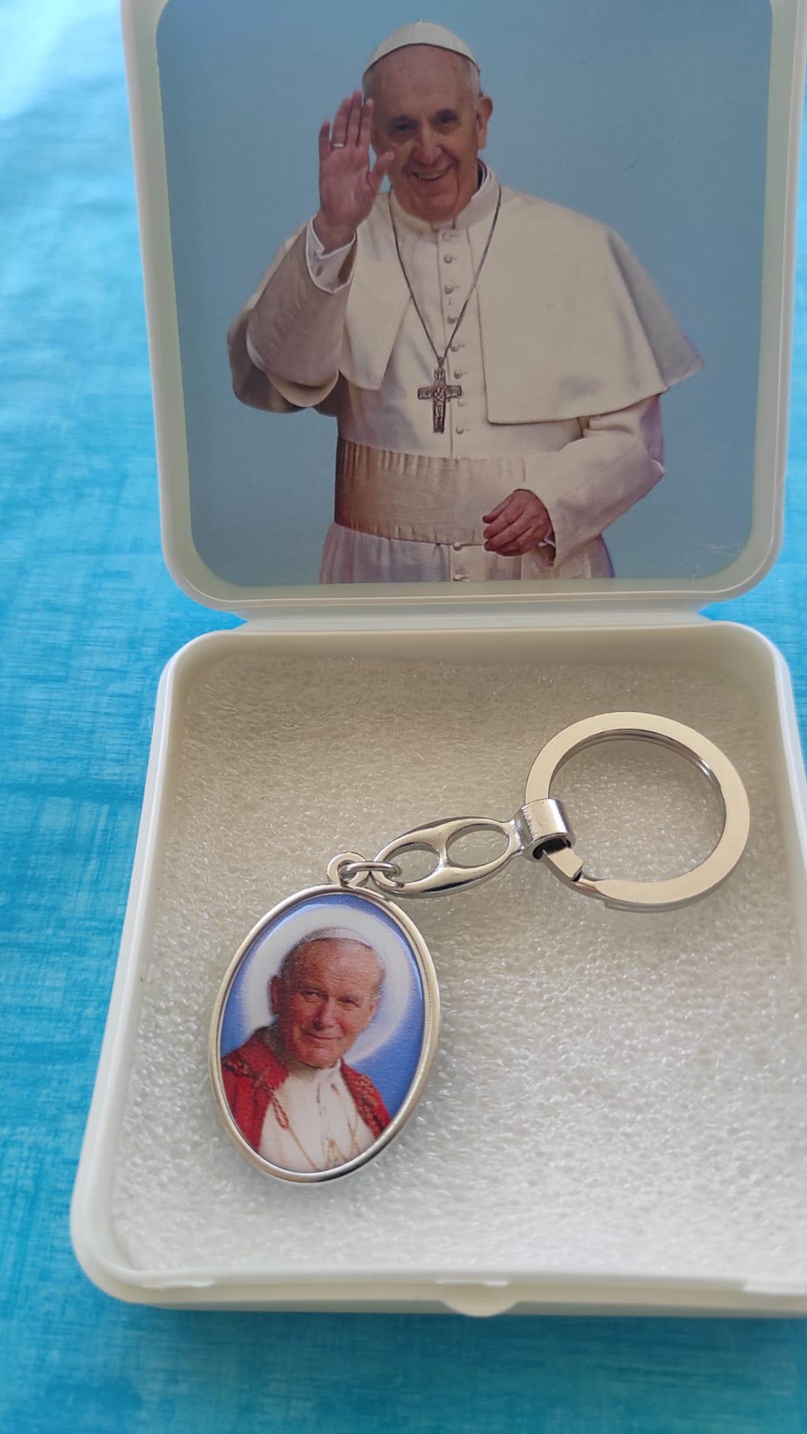 Pope John Paul II Key Ring Italian-made, Vatican-blessed, Home & Car ...