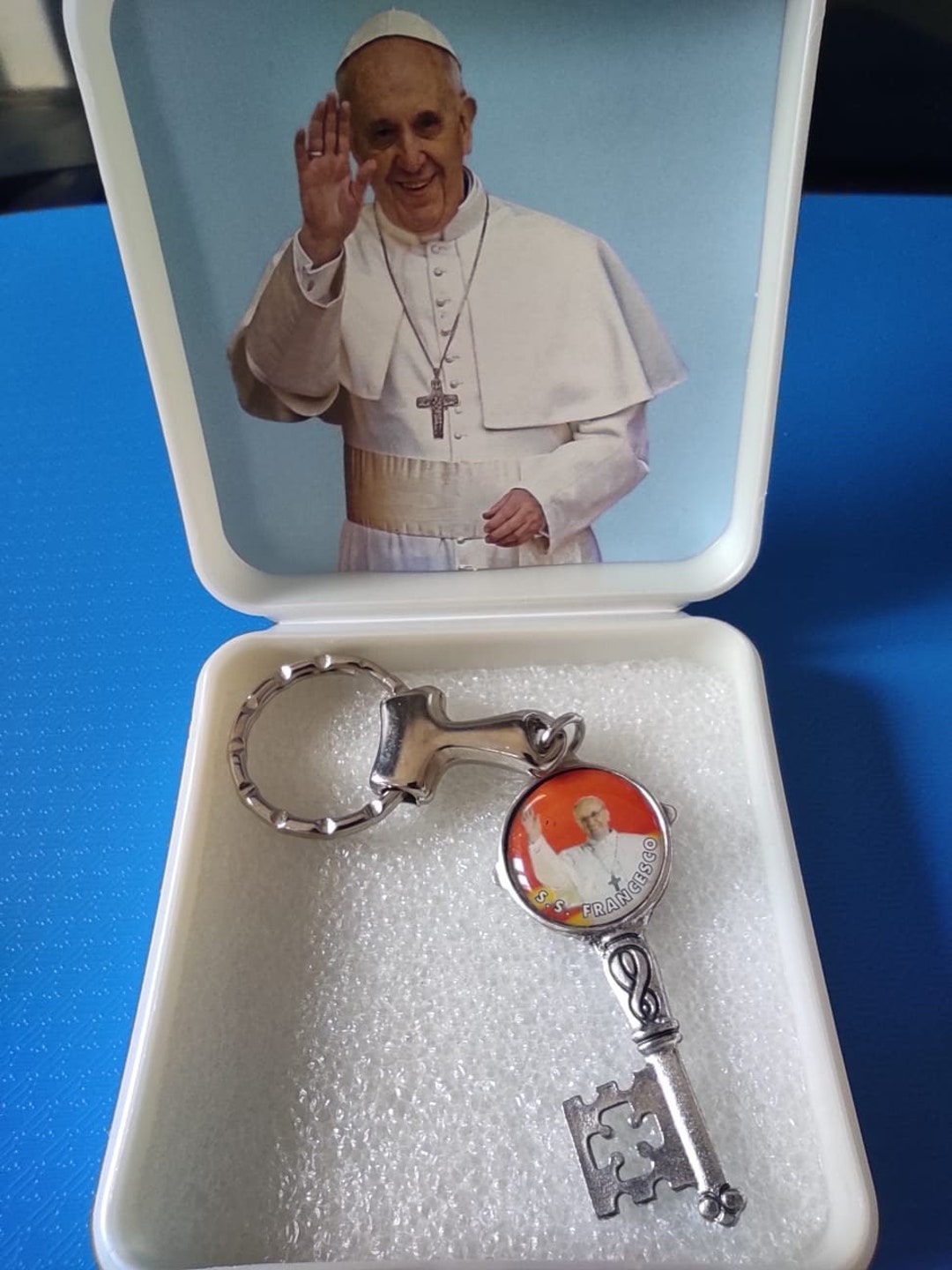 Pope Francis Key Ring, Strong Symbolism :tao and Key, Year of Faith ...