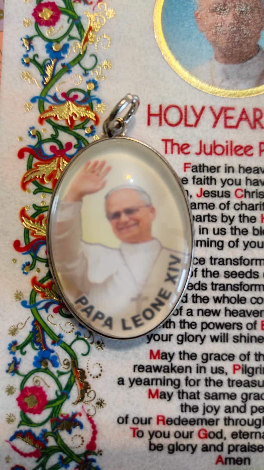 Sacred Oval Medal of Pope Leo XIV – Vatican Blessed Resin-protected ...