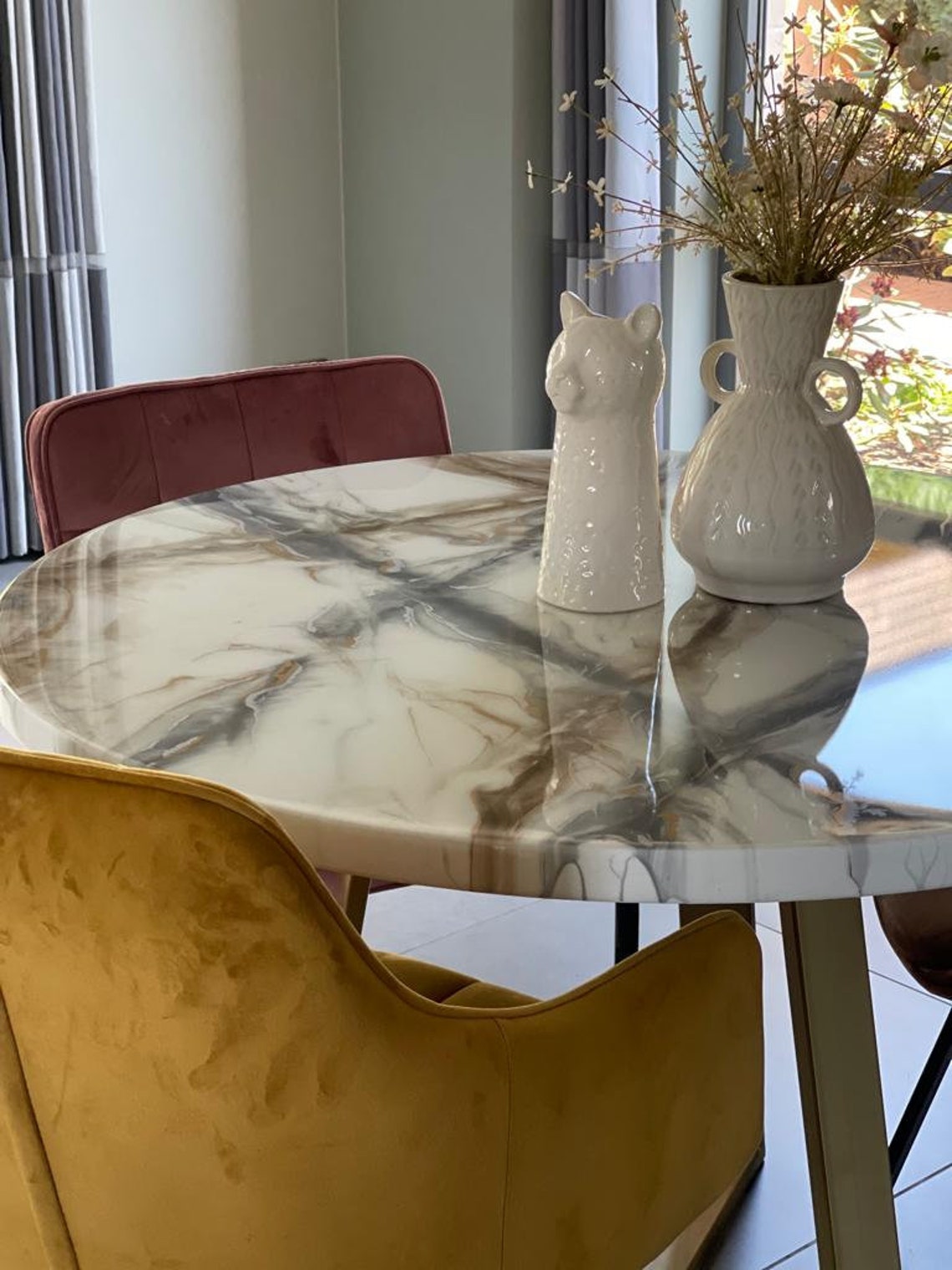 Bespoke Round Table Handcrafted Gold and Silver Marble - Etsy