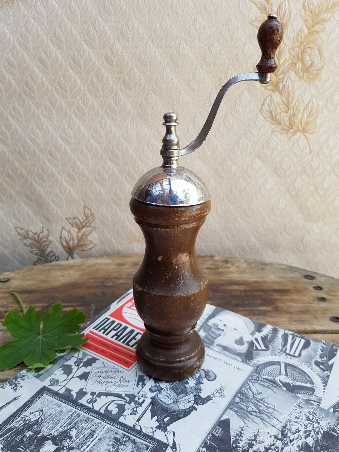 Vintage Wooden Pepper Mill, Pepper Grinder, Handmade Grinder Mill, Hand ...