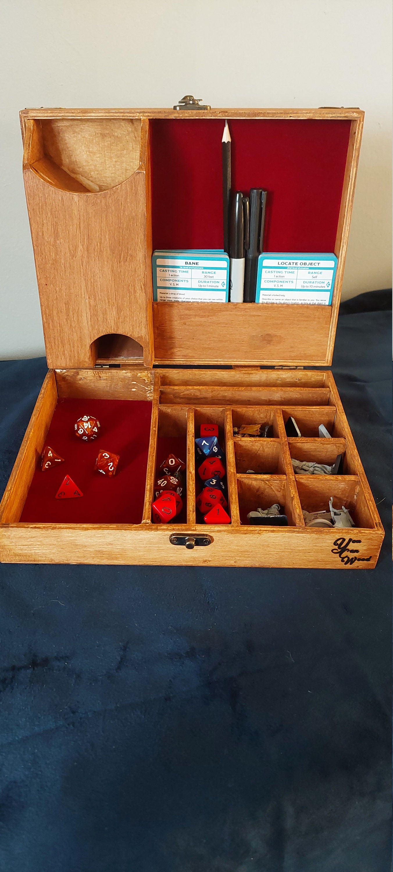 D&D Dungeons and Dragons Dice Tower Travel Box - Etsy UK
