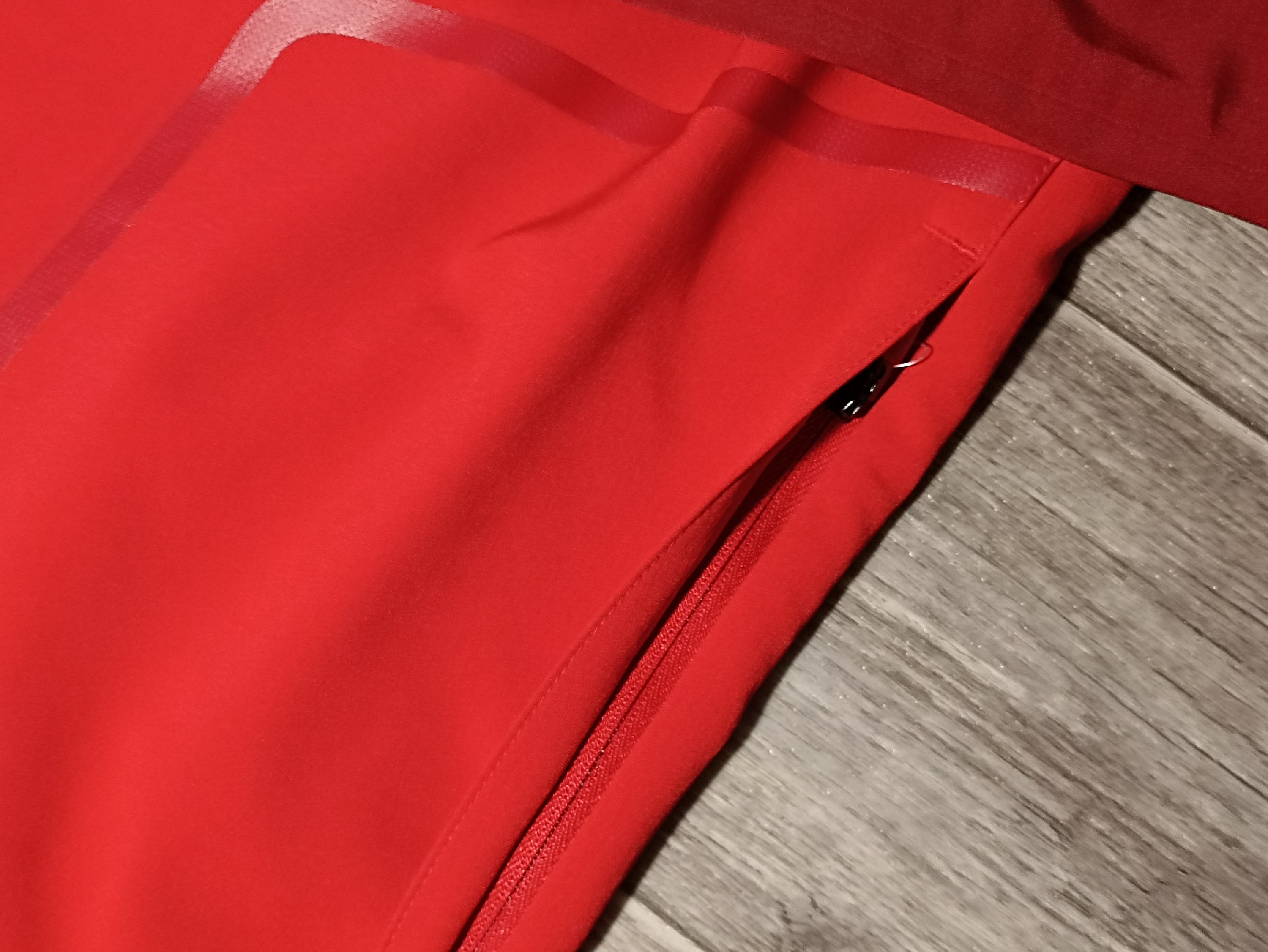 Wales National Team Welsh Rugby WRU Under Armour 2018/19 Sports Men's ...